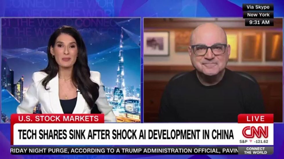 How DeepSeek is Disrupting the AI Industry | Shelly Palmer on CNN International's Connect The ...